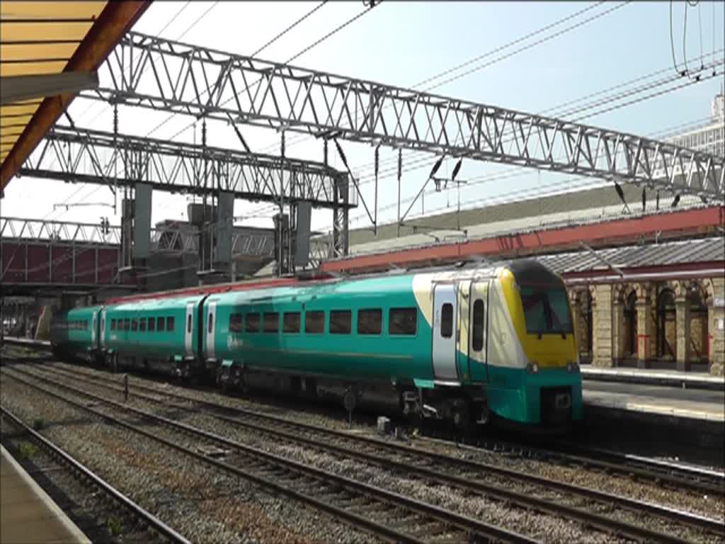 Arriva Class 175 am 17. Juli 2013 bei der Ein- und Ausfahrt in Crewe ...